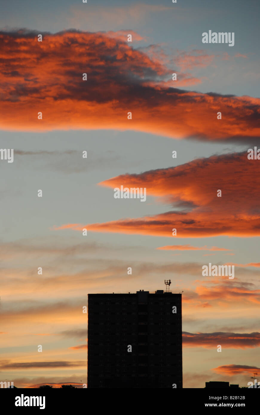 Sunset over dundee multi storey Stock Photo - Alamy