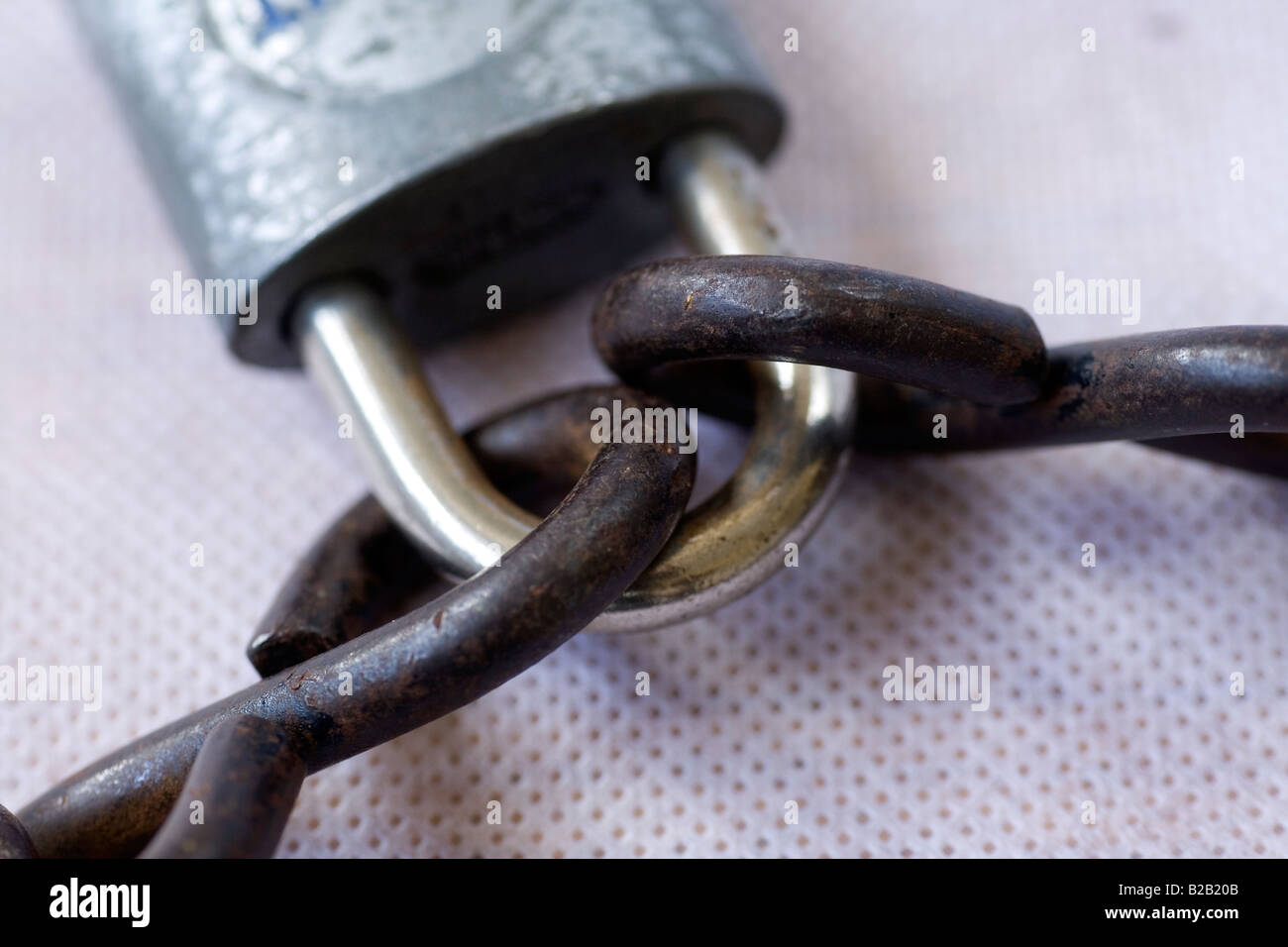 A padlock and chain Stock Photo - Alamy