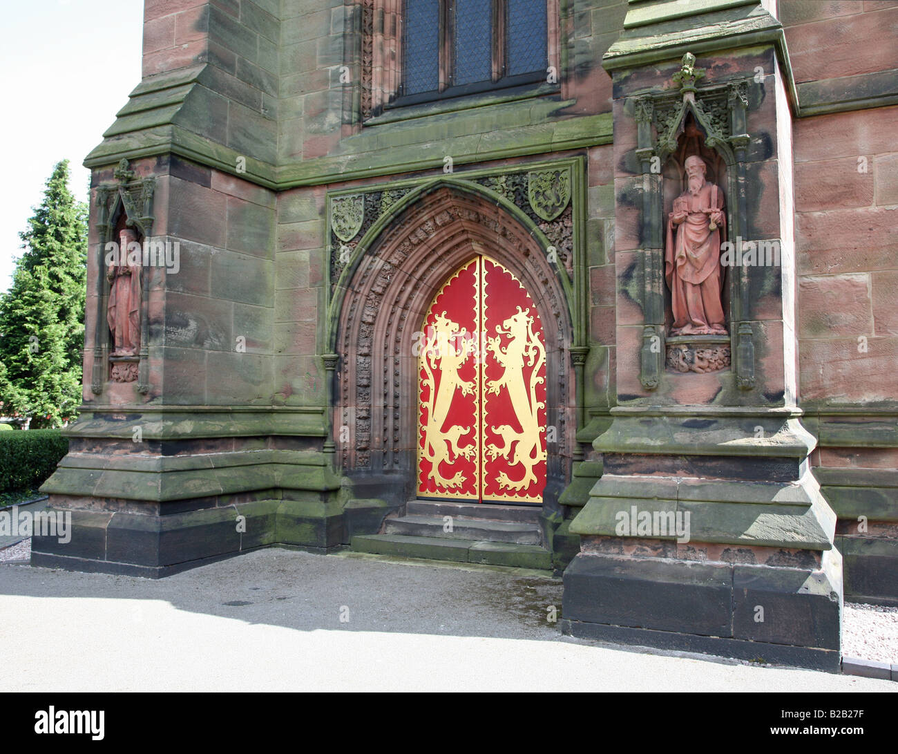 The gilded golden lions on the west doors of the Pugin designed St ...