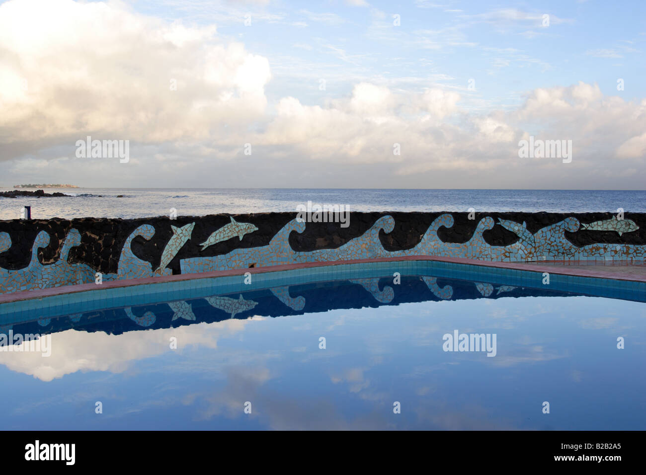 Sweaming pool next to Atlantic, Dakar, Senegal Stock Photo - Alamy