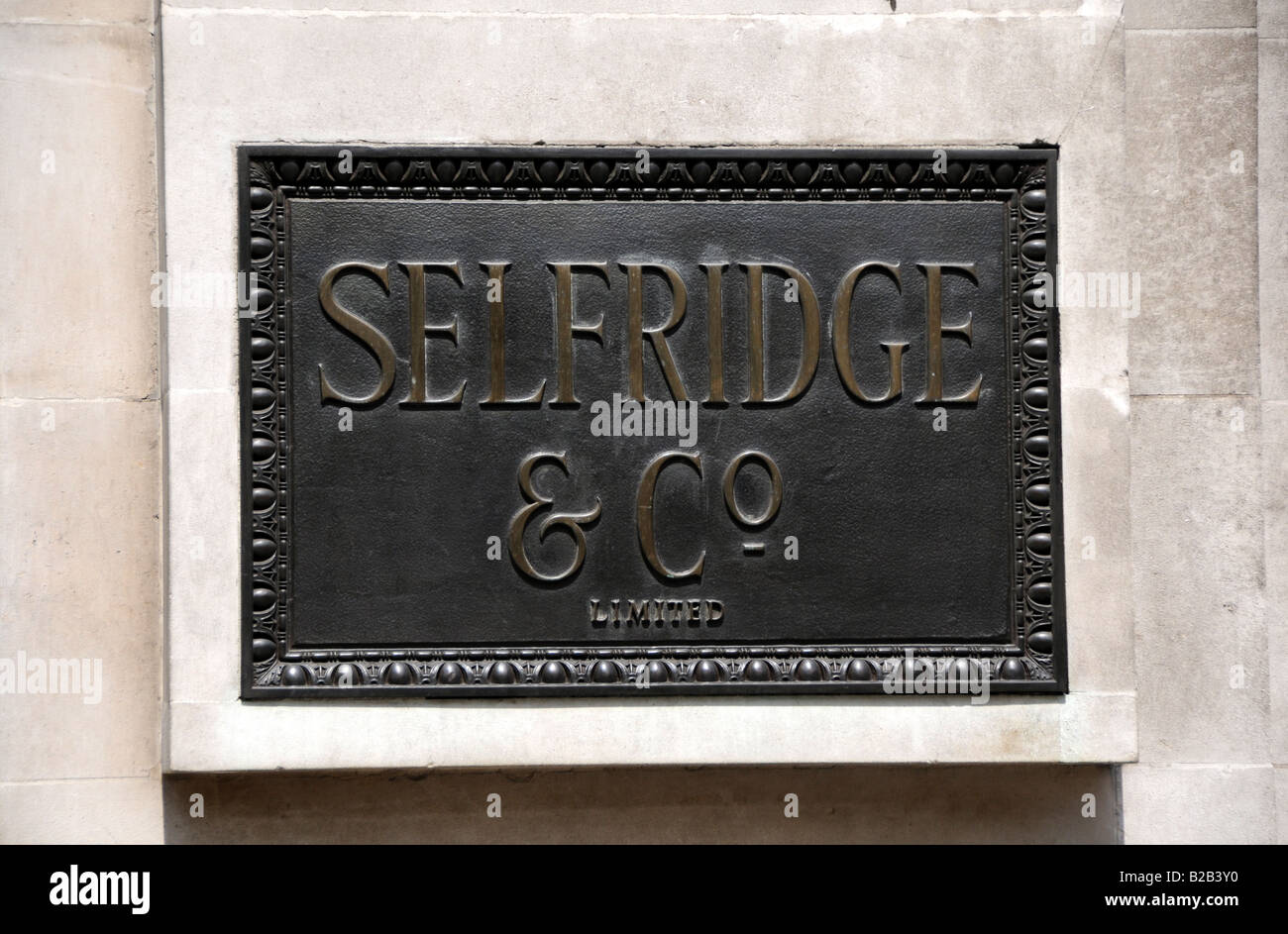 Selfridges department store hi-res stock photography and images - Alamy