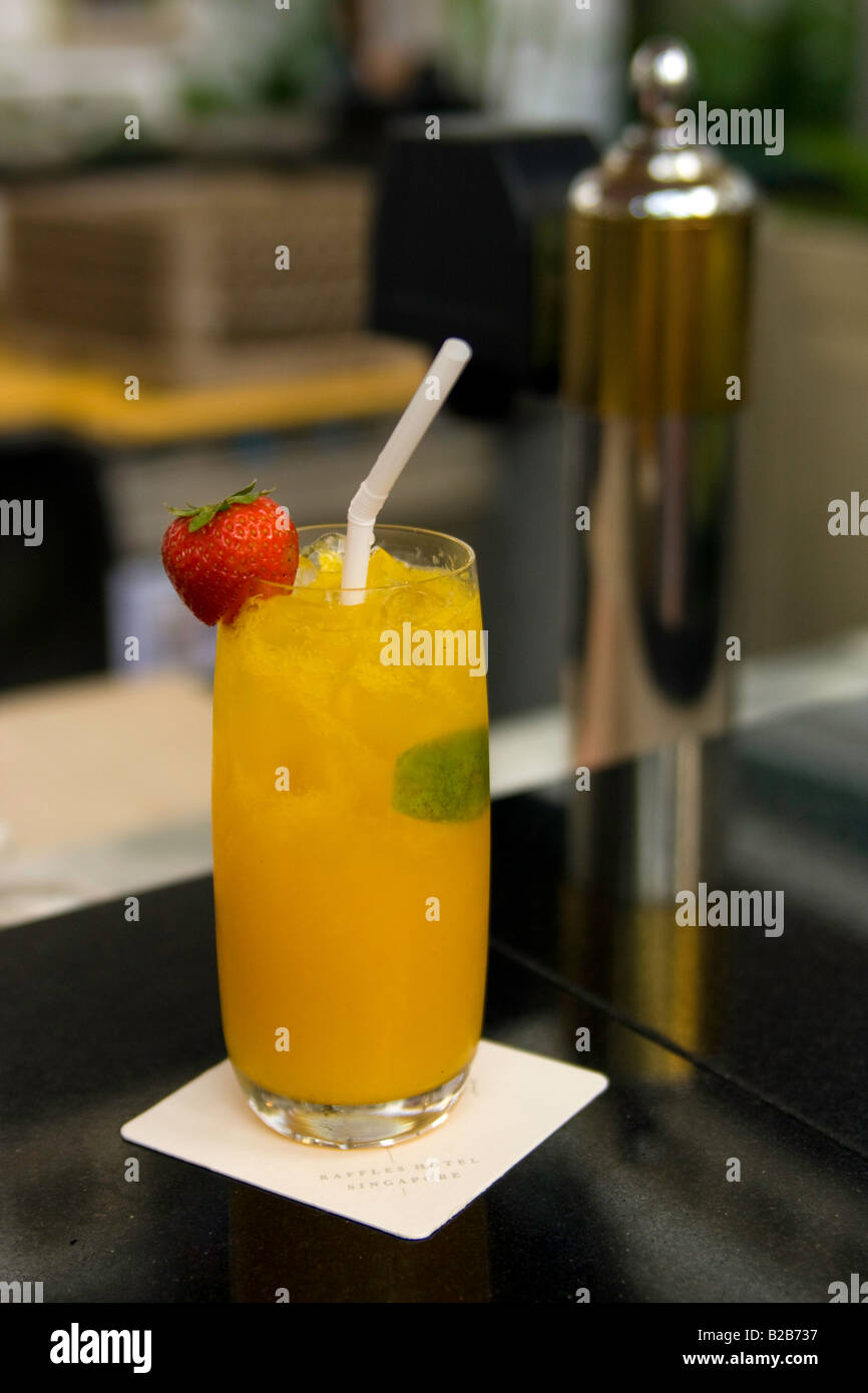 Cocktail singapore hi-res stock photography and images - Alamy