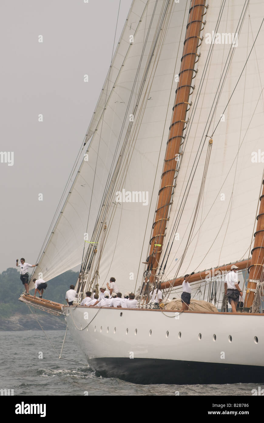 Gaff rigged schooner hi-res stock photography and images - Alamy