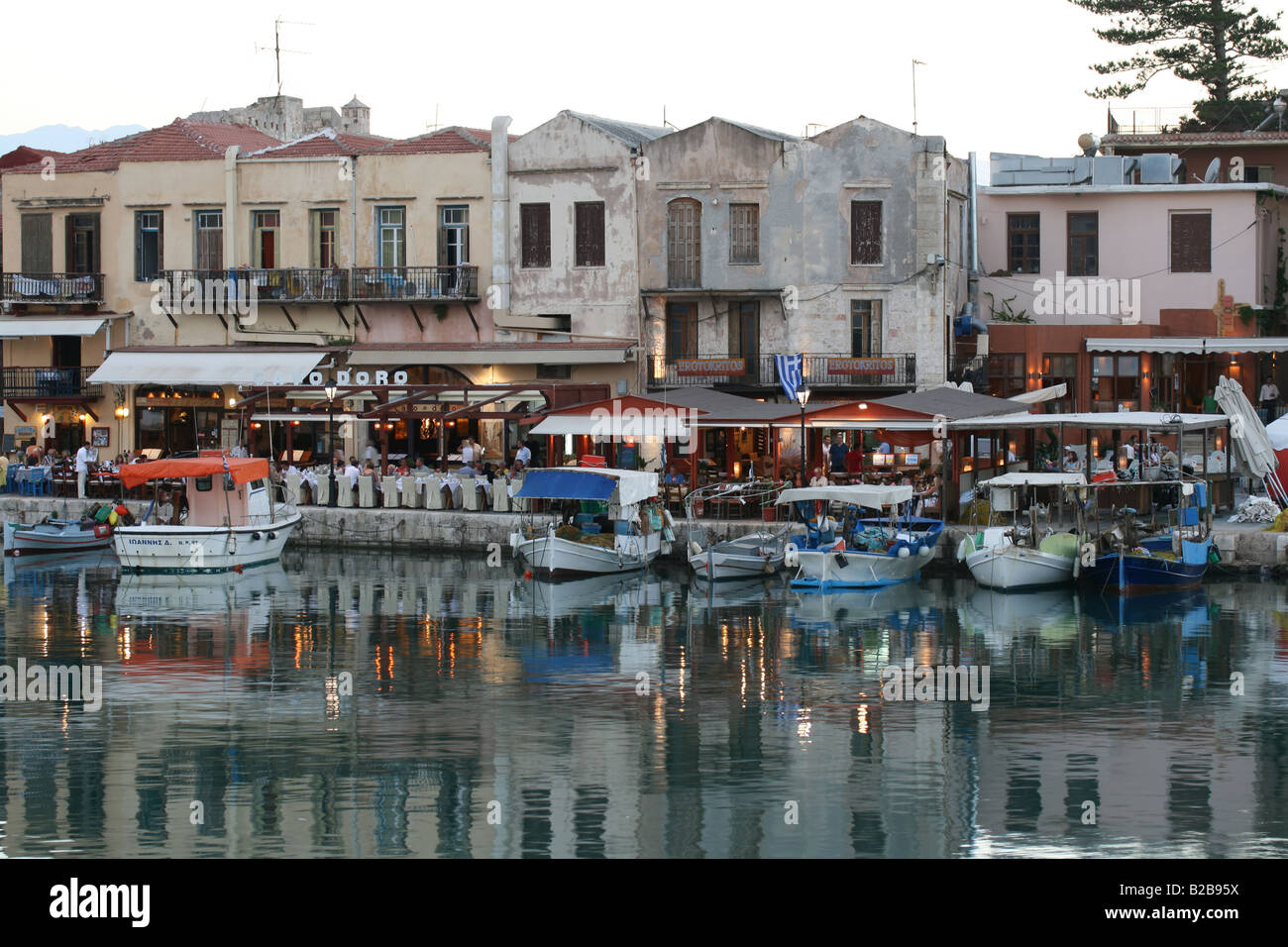 View of Venetian harbour of Rethymnon (Crete, Greece Stock Photo - Alamy