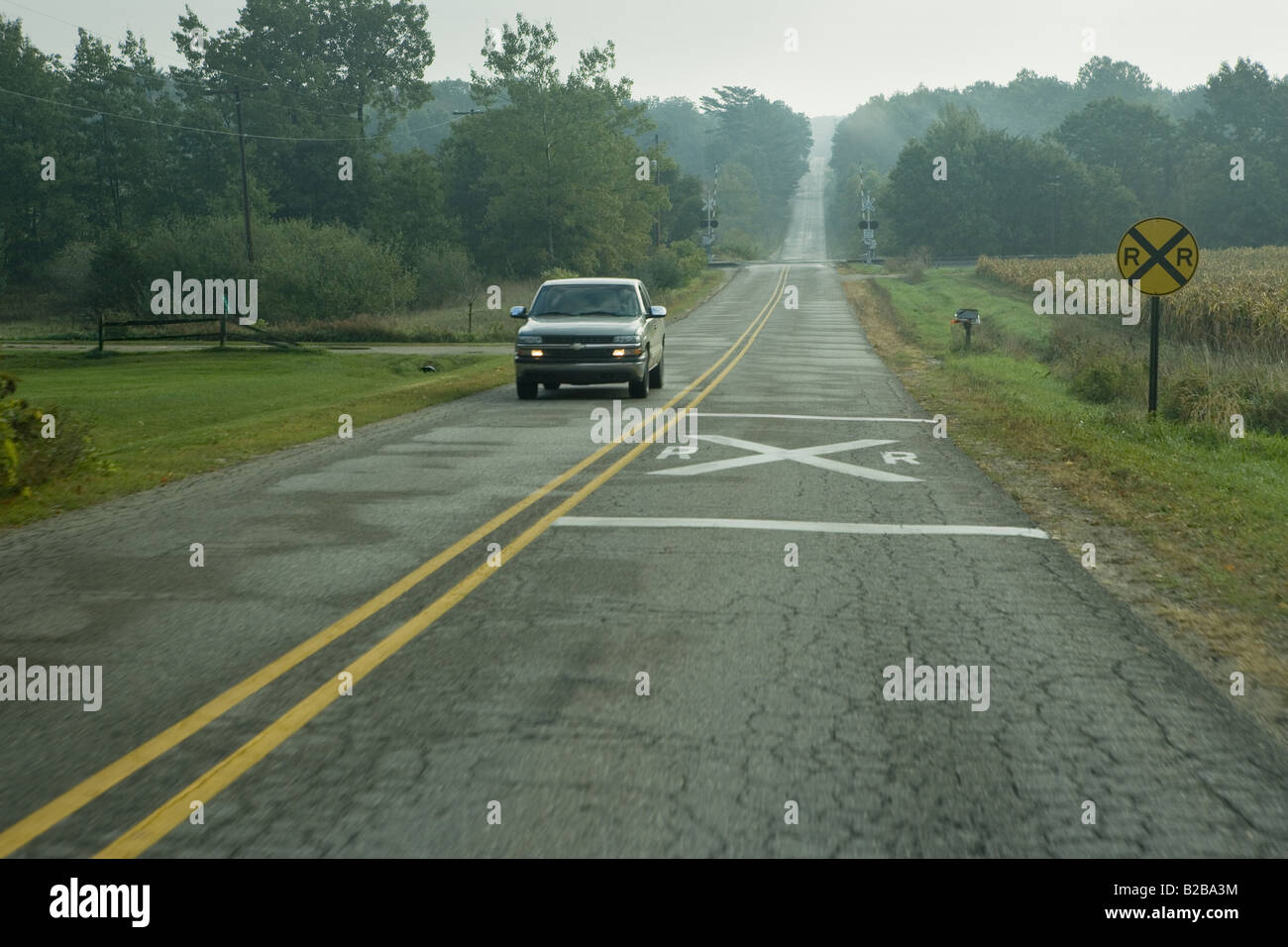 Rural unpaved road Stock Photo - Alamy