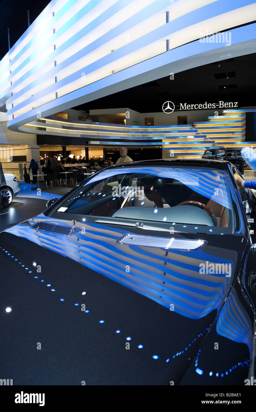 Mercedes car at 2008 Detroit auto show Stock Photo - Alamy