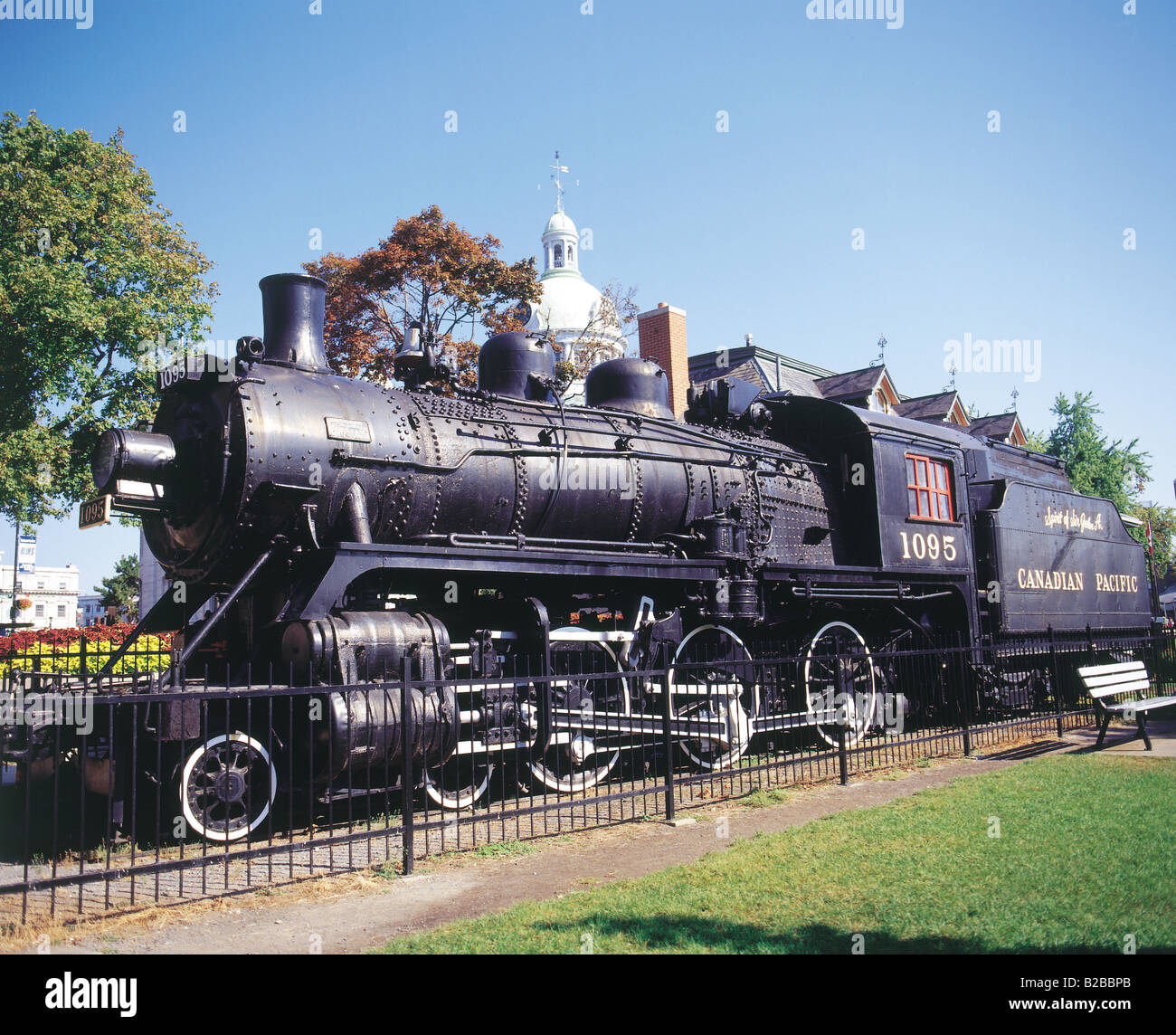 Canadian Pacific Railway Locomotive Stock Photos & Canadian Pacific ...
