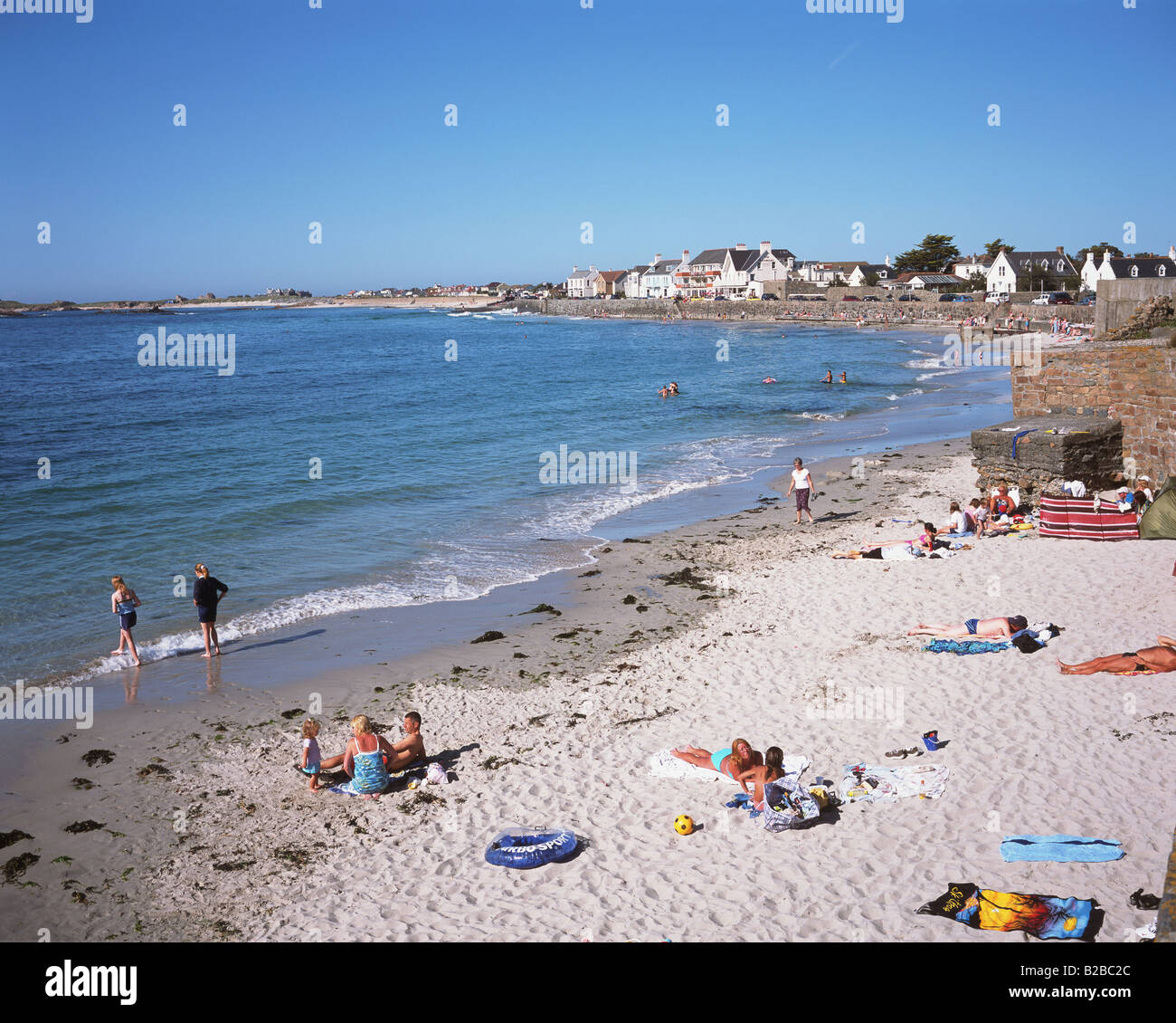 Cobo Bay Guernsey Channel Islands Stock Photo: 18690628 - Alamy