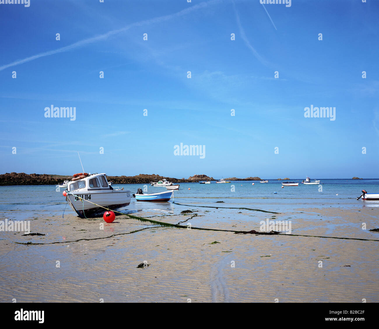Cobo bay, guernsey hi-res stock photography and images - Alamy