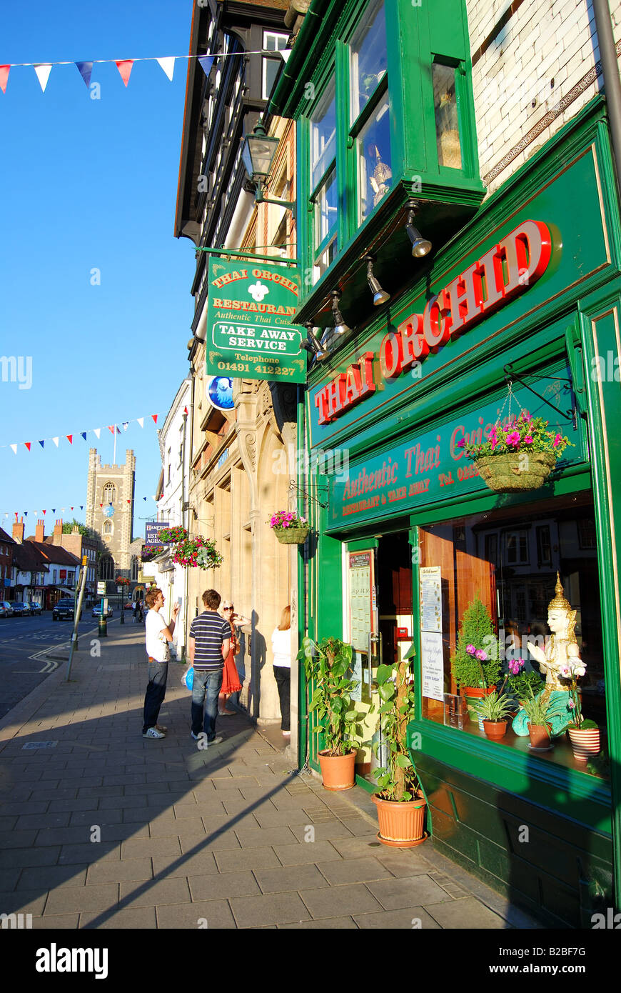 Thai restaurant england hi-res stock photography and images - Alamy