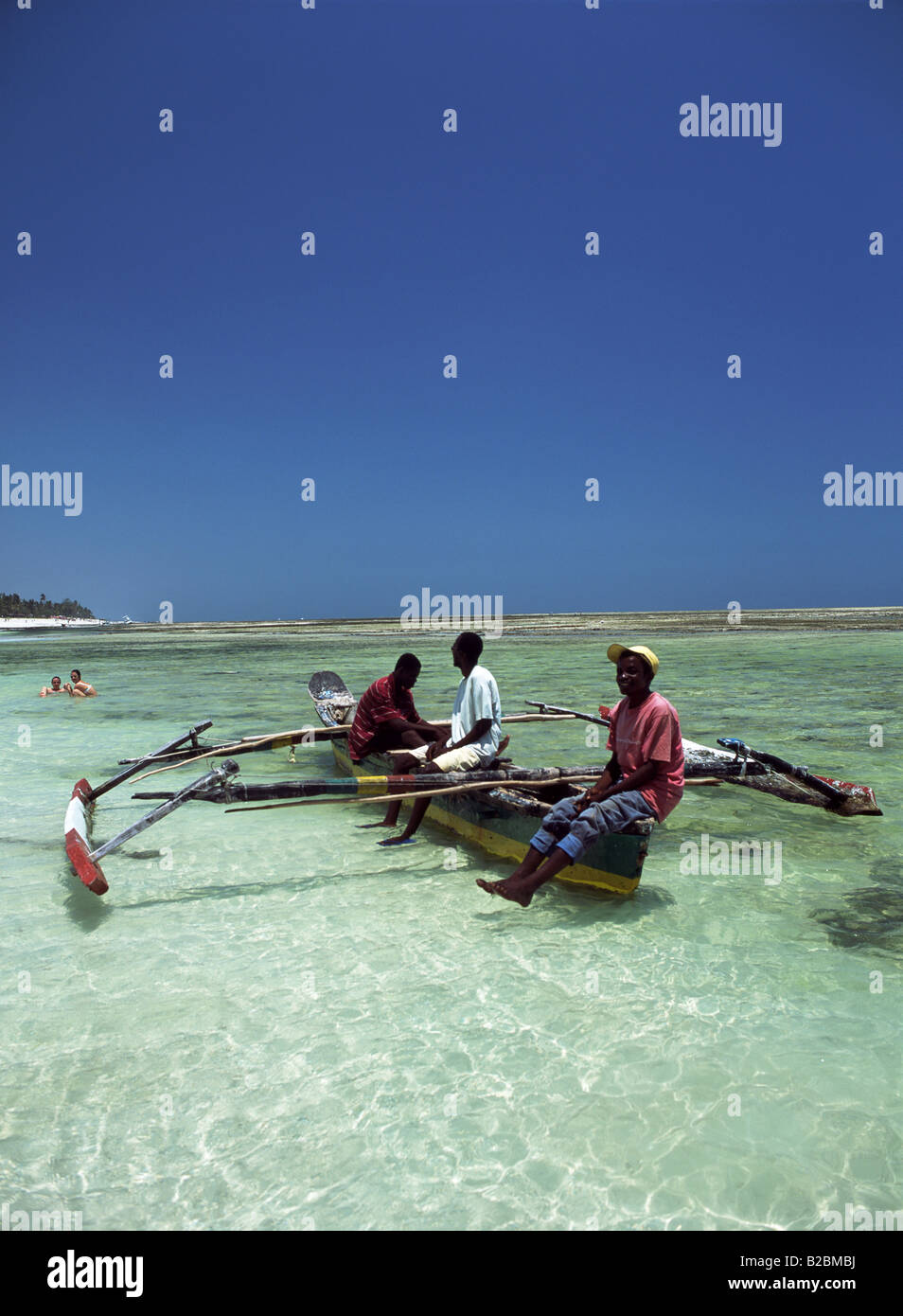 Traditional boat diani beach hi-res stock photography and images - Alamy