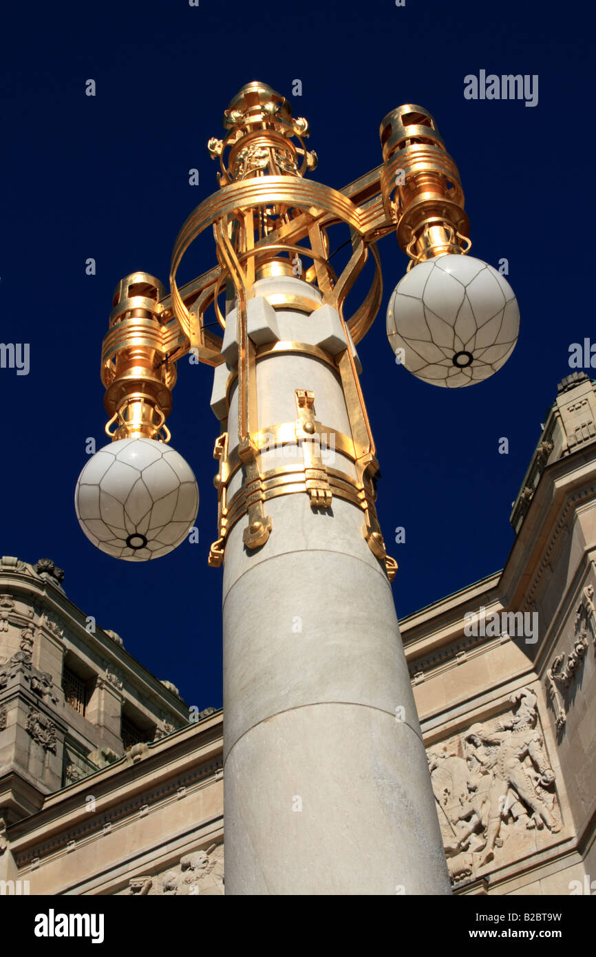 Ornate street lighting column hi-res stock photography and images - Alamy