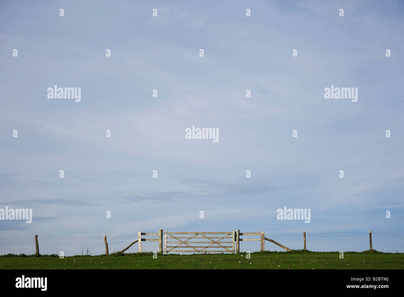 Frontier posts hi-res stock photography and images - Alamy