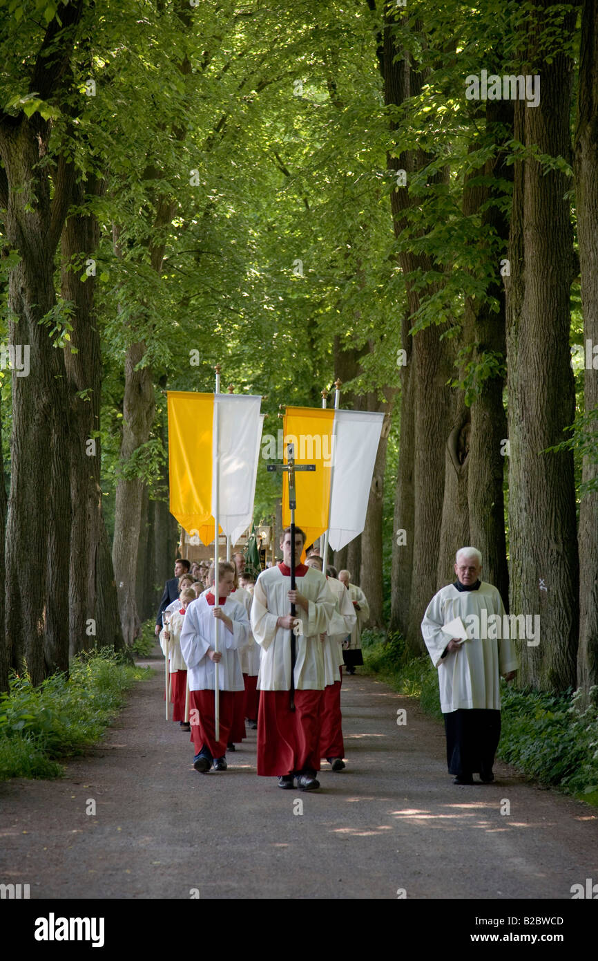 Church procession hi-res stock photography and images - Alamy