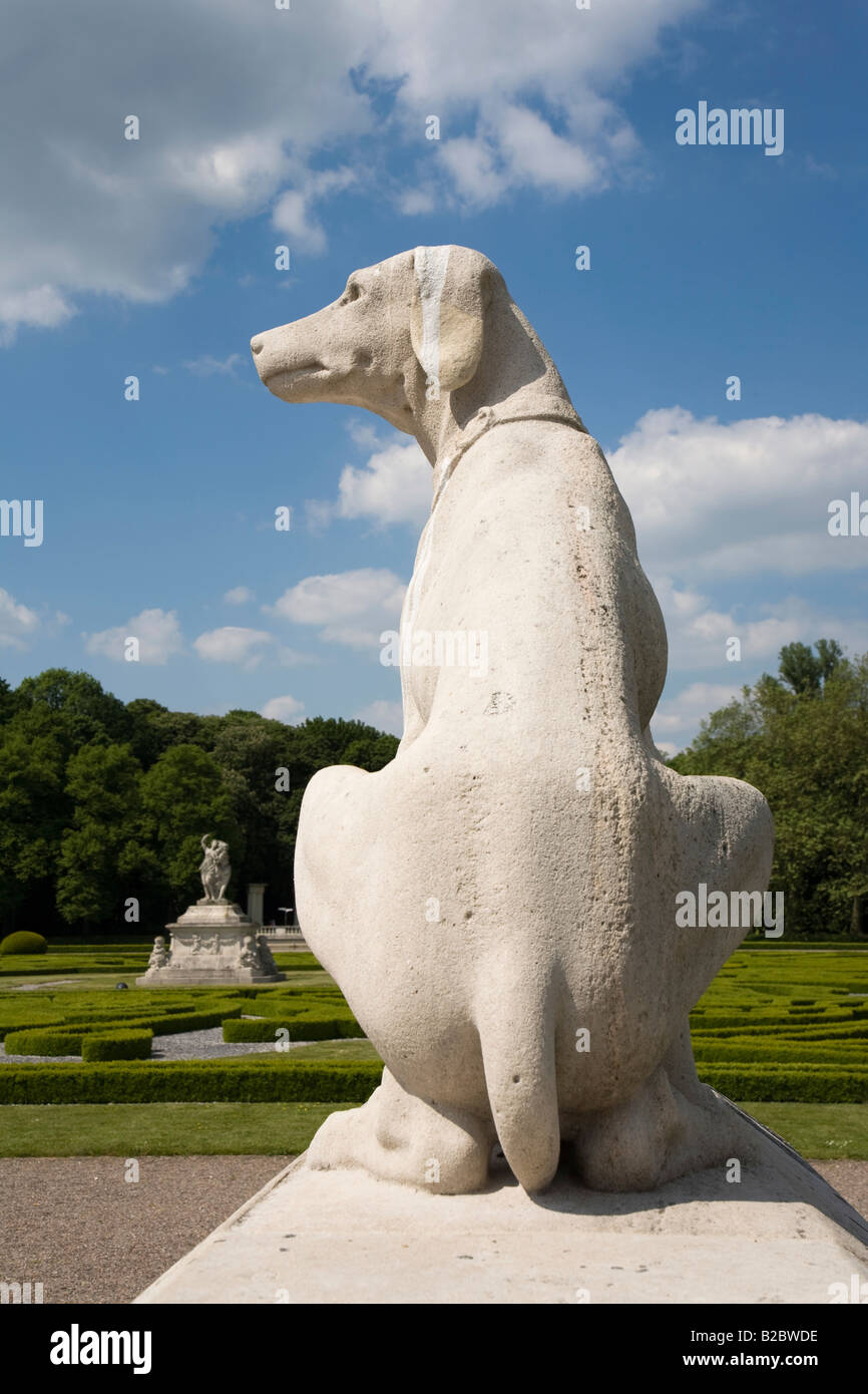 Versailles castle 18th hi-res stock photography and images - Alamy