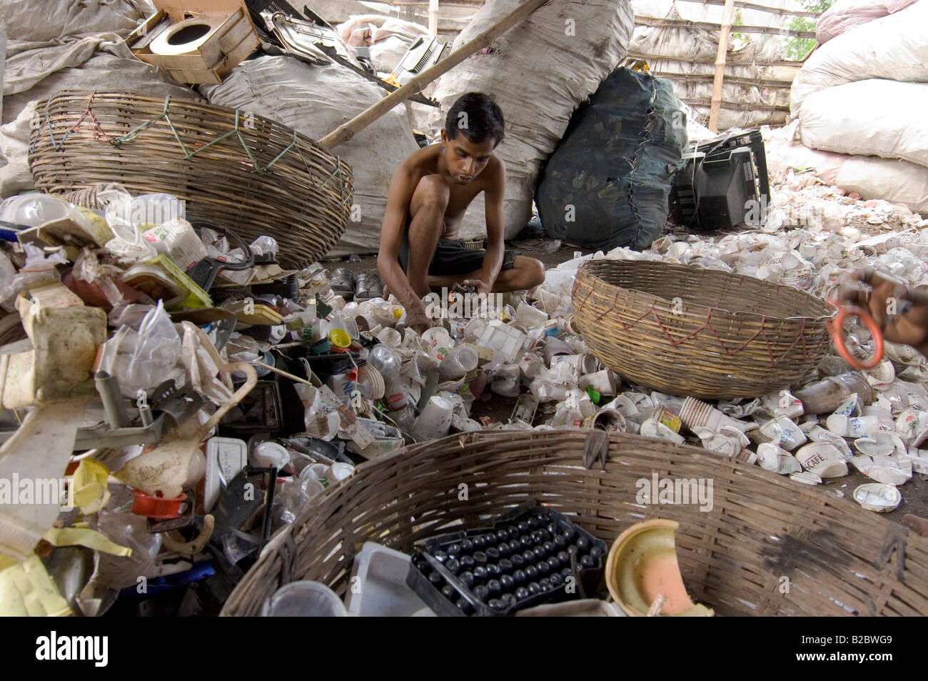 Poverty in slums hi-res stock photography and images - Alamy