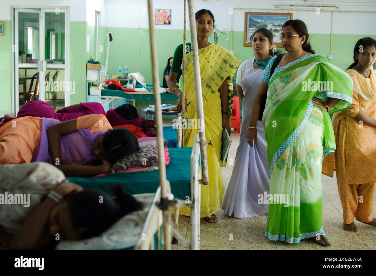 Tuberculosis patients from st thomas hi-res stock photography and ...