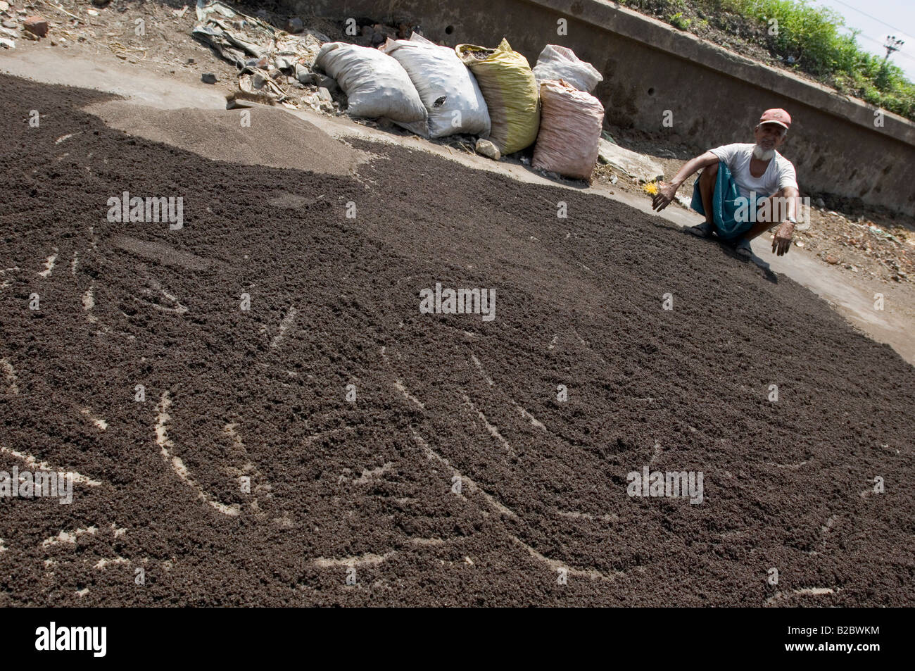 Indien slums hi-res stock photography and images - Alamy