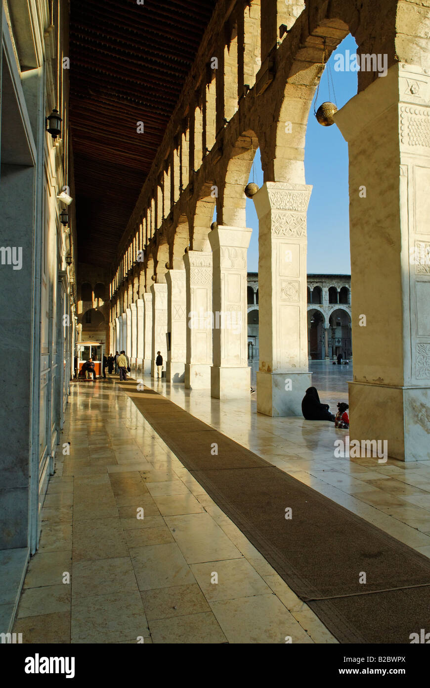 Arcades and courtyard of the Umayyad Mosque in Damascus, UNESCO World ...