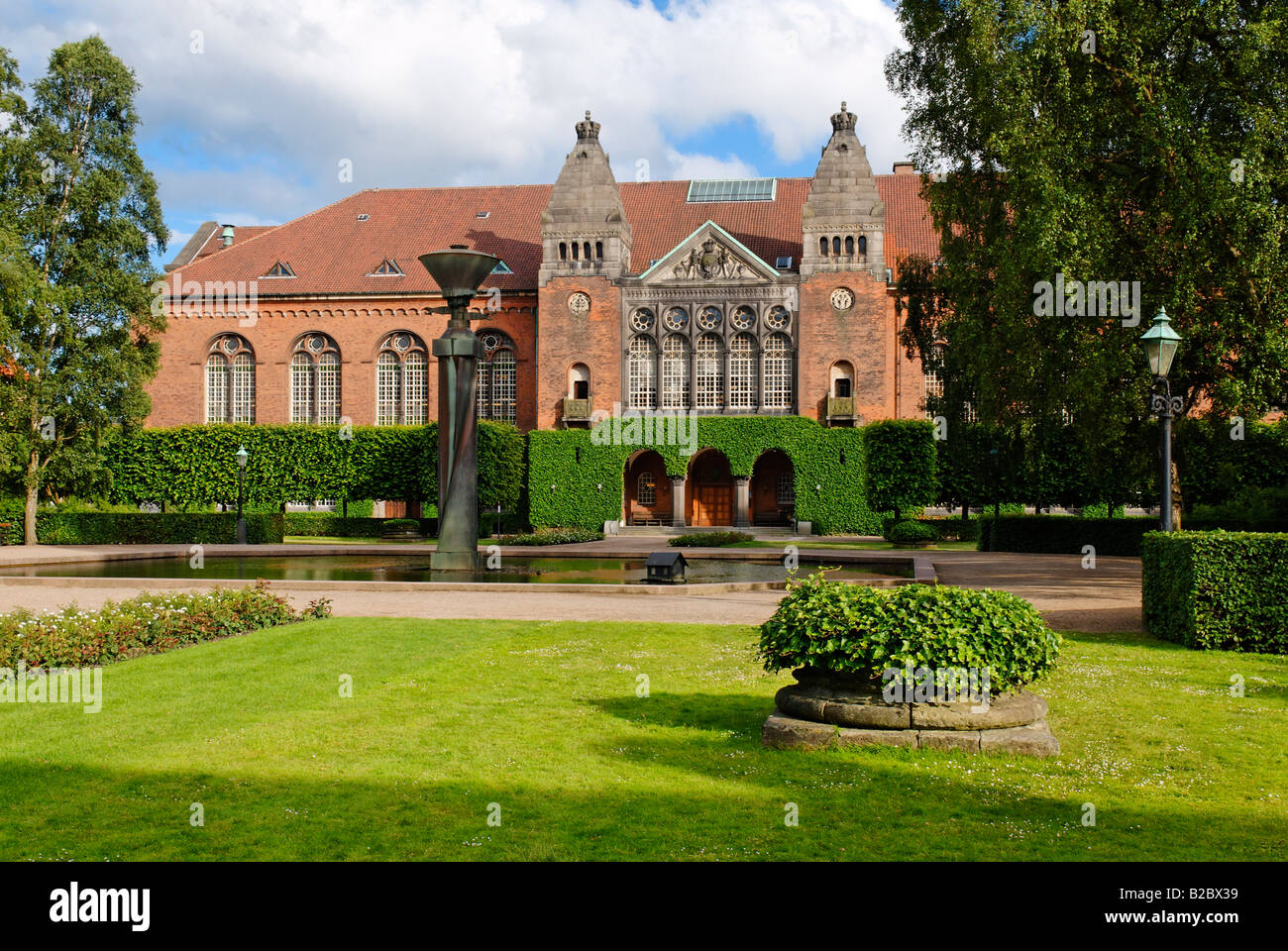 Royal library garden copenhagen hi-res stock photography and images - Alamy