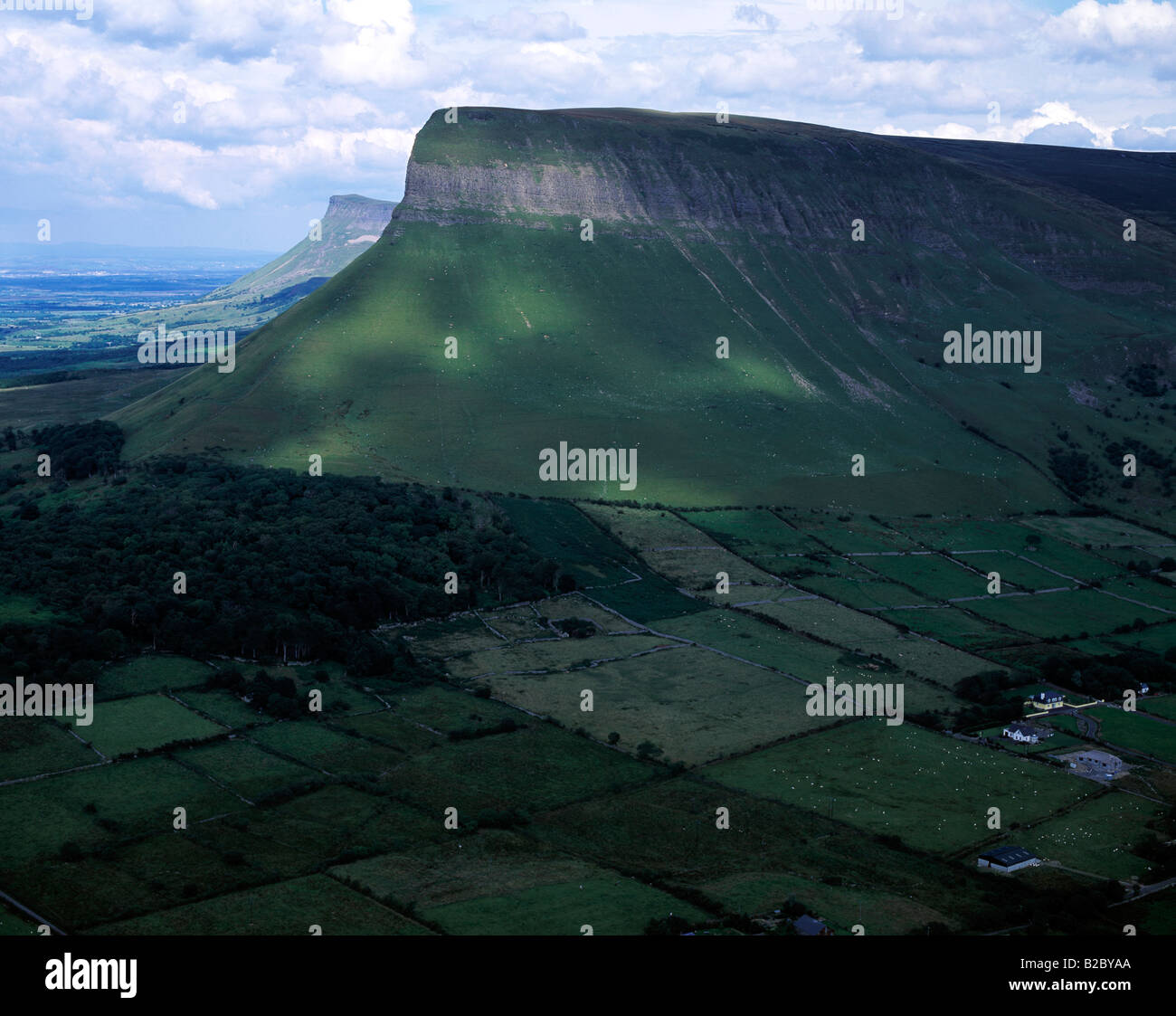 Famed mountain in song and poetry hi-res stock photography and images ...