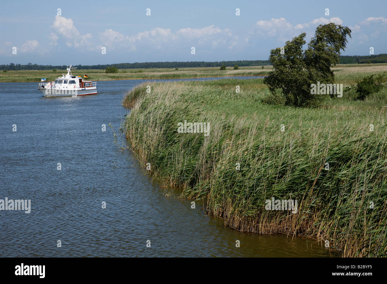 Motorboot motor boat hi-res stock photography and images - Alamy