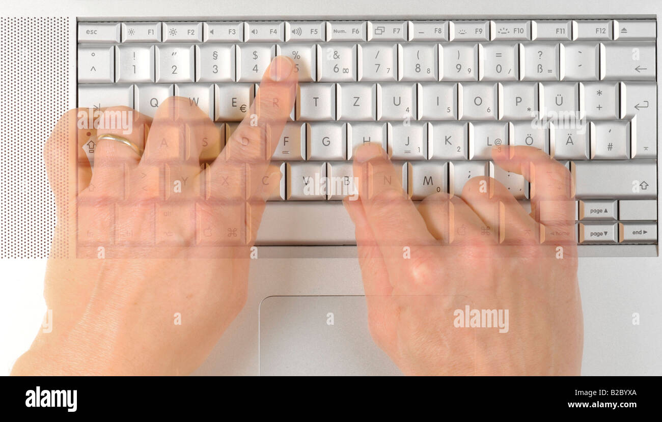 Macbook pro laptops hi-res stock photography and images - Alamy