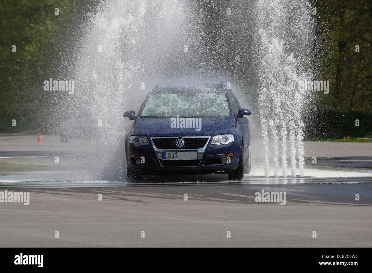 Adac driver safety training braking hi-res stock photography and images ...