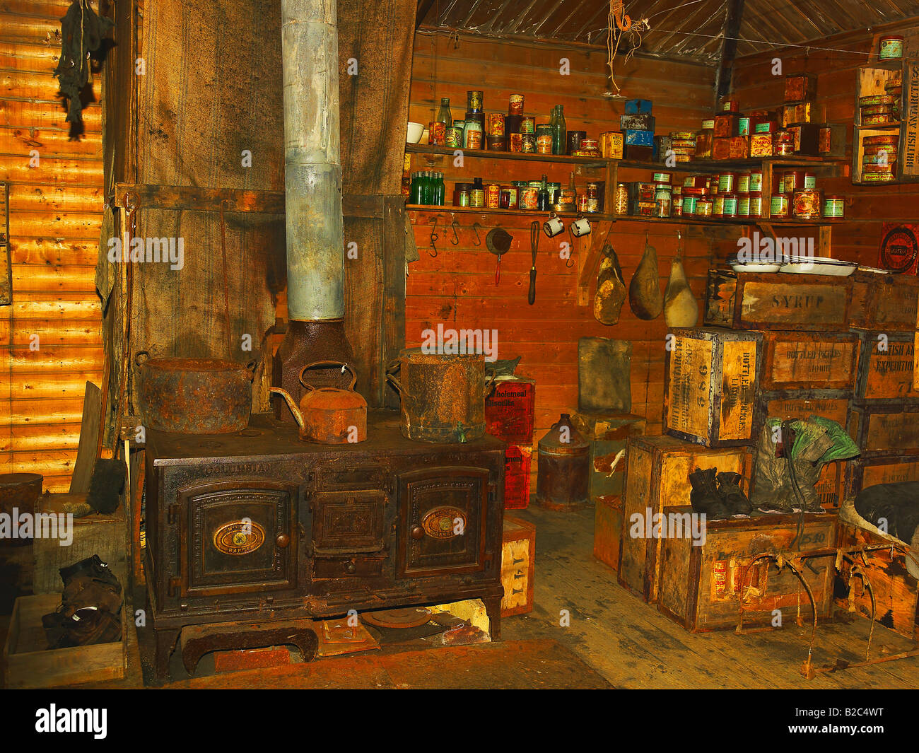 Shackleton's hut cape royds hi-res stock photography and images - Alamy