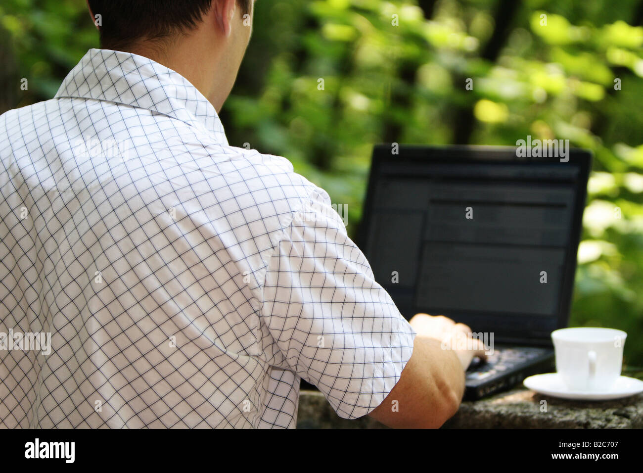 Outdoor office hi-res stock photography and images - Alamy
