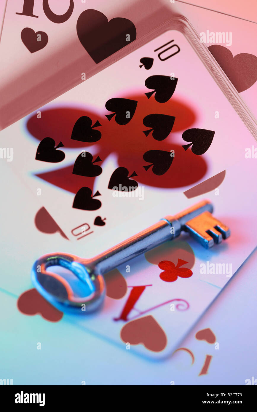 Playing cards images hi-res stock photography and images - Alamy