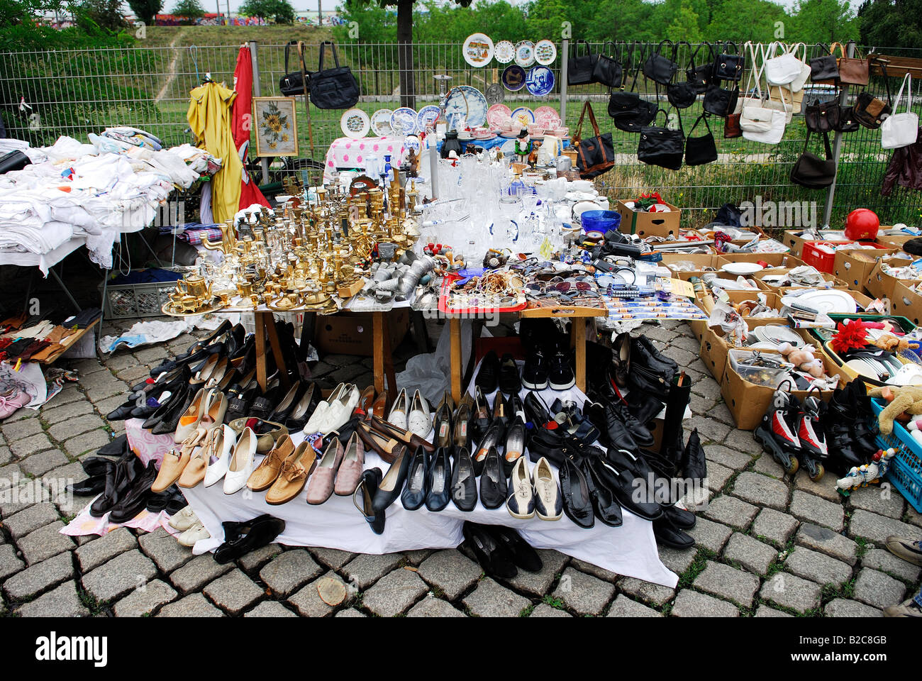 Flohmarkt hi-res stock photography and images - Alamy