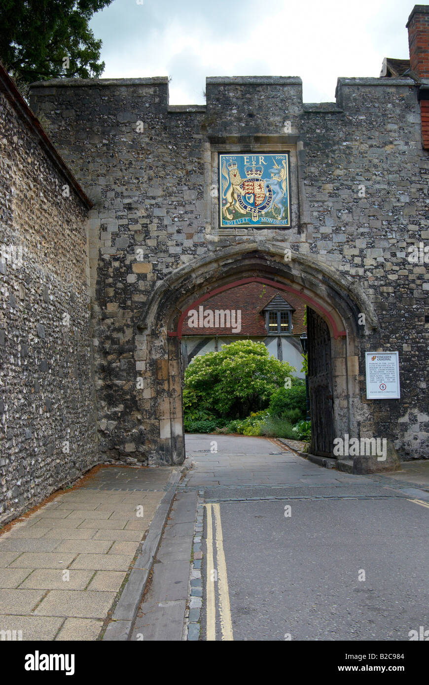 Ancient gate into Winchester Cathedral close near Kings gate ...