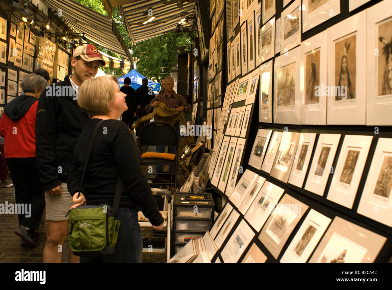 Quebec city artists hi-res stock photography and images - Alamy