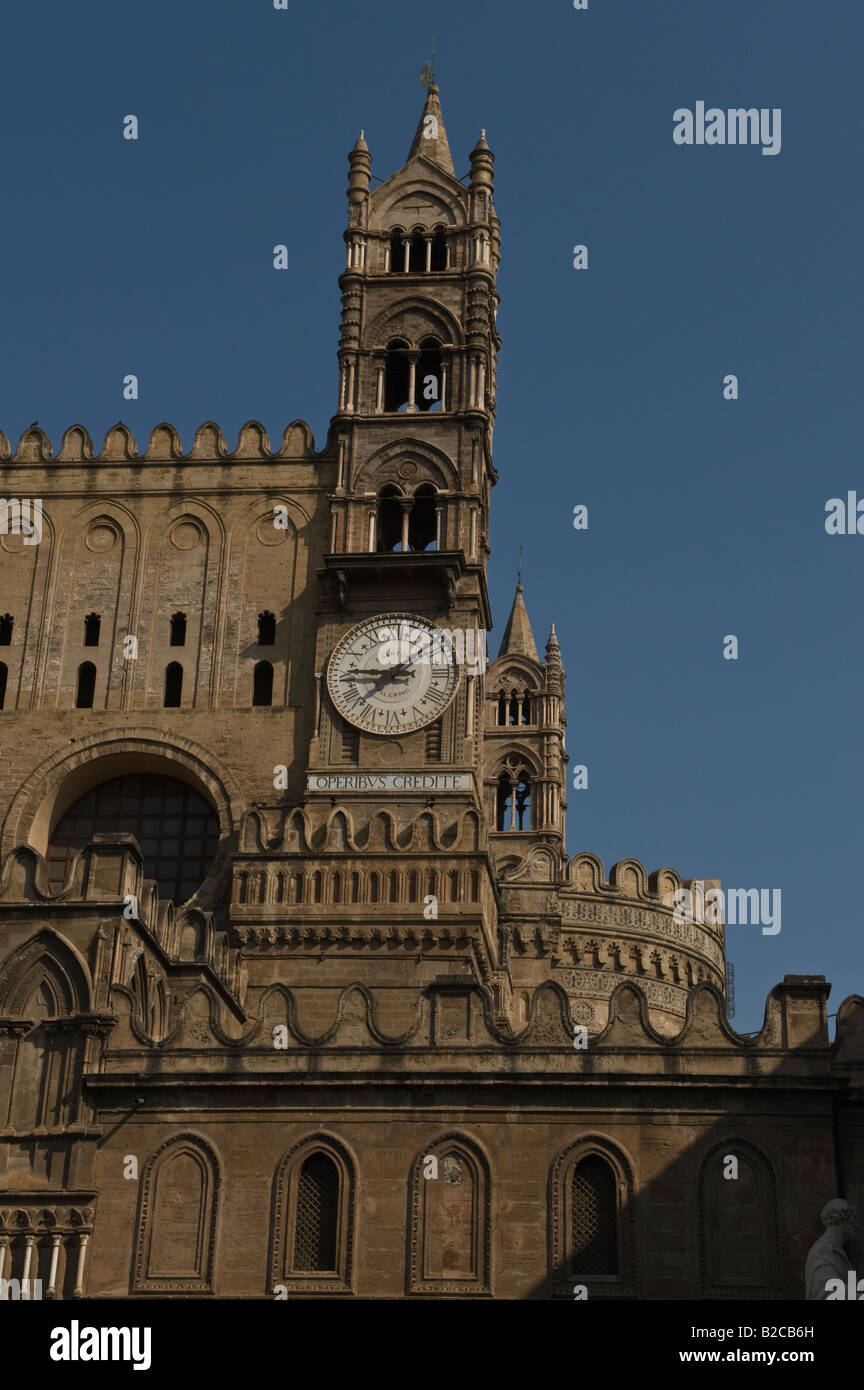 Bell shaped tower hi-res stock photography and images - Alamy