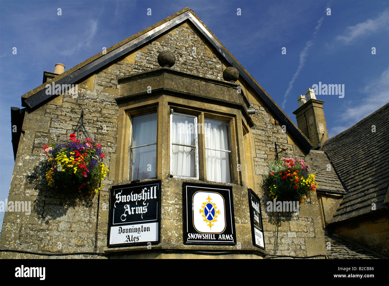 Snowshill arms hi-res stock photography and images - Alamy