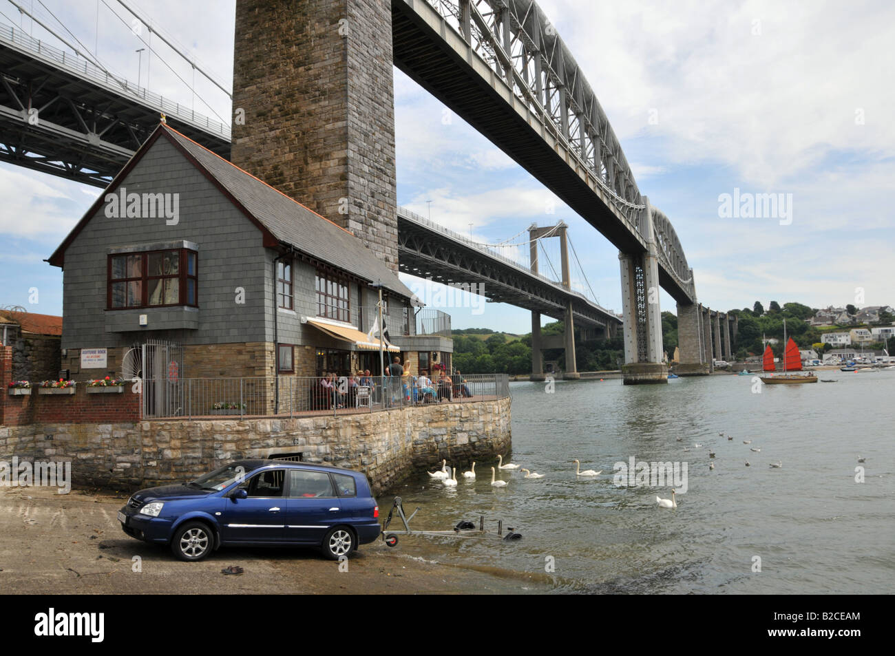River tamar rail bridge hi-res stock photography and images - Alamy