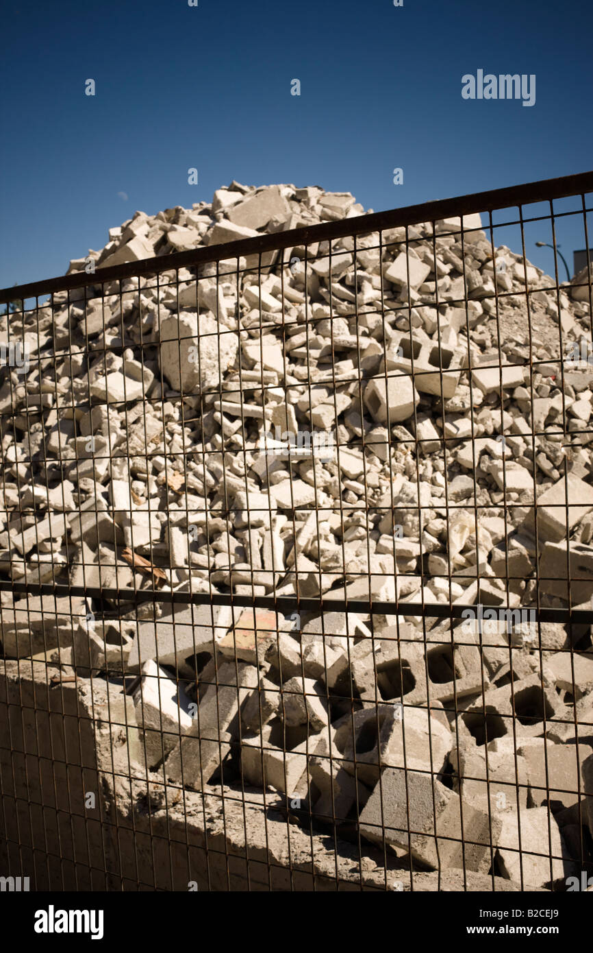 Demolition rubble hi-res stock photography and images - Alamy