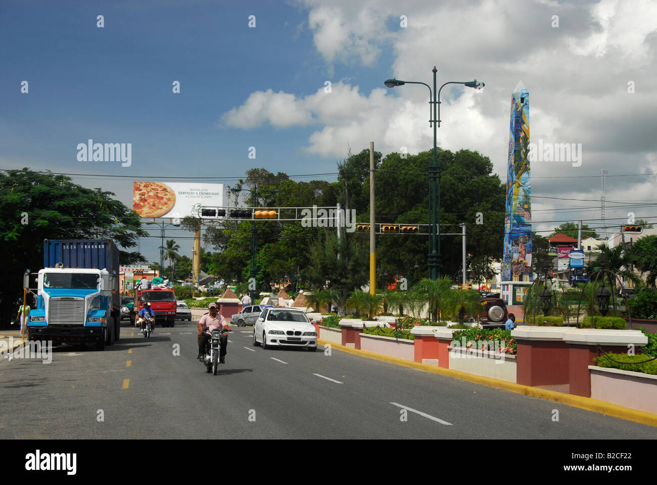 Dominican bus hi-res stock photography and images - Alamy