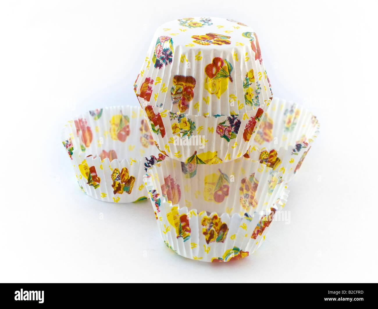 Paper cake cases hi-res stock photography and images - Alamy