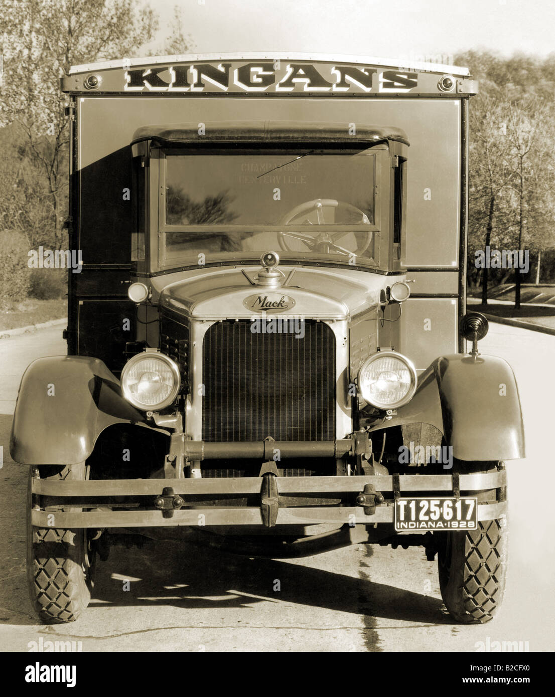 Kingan's Delivery Truck Stock Photo - Alamy