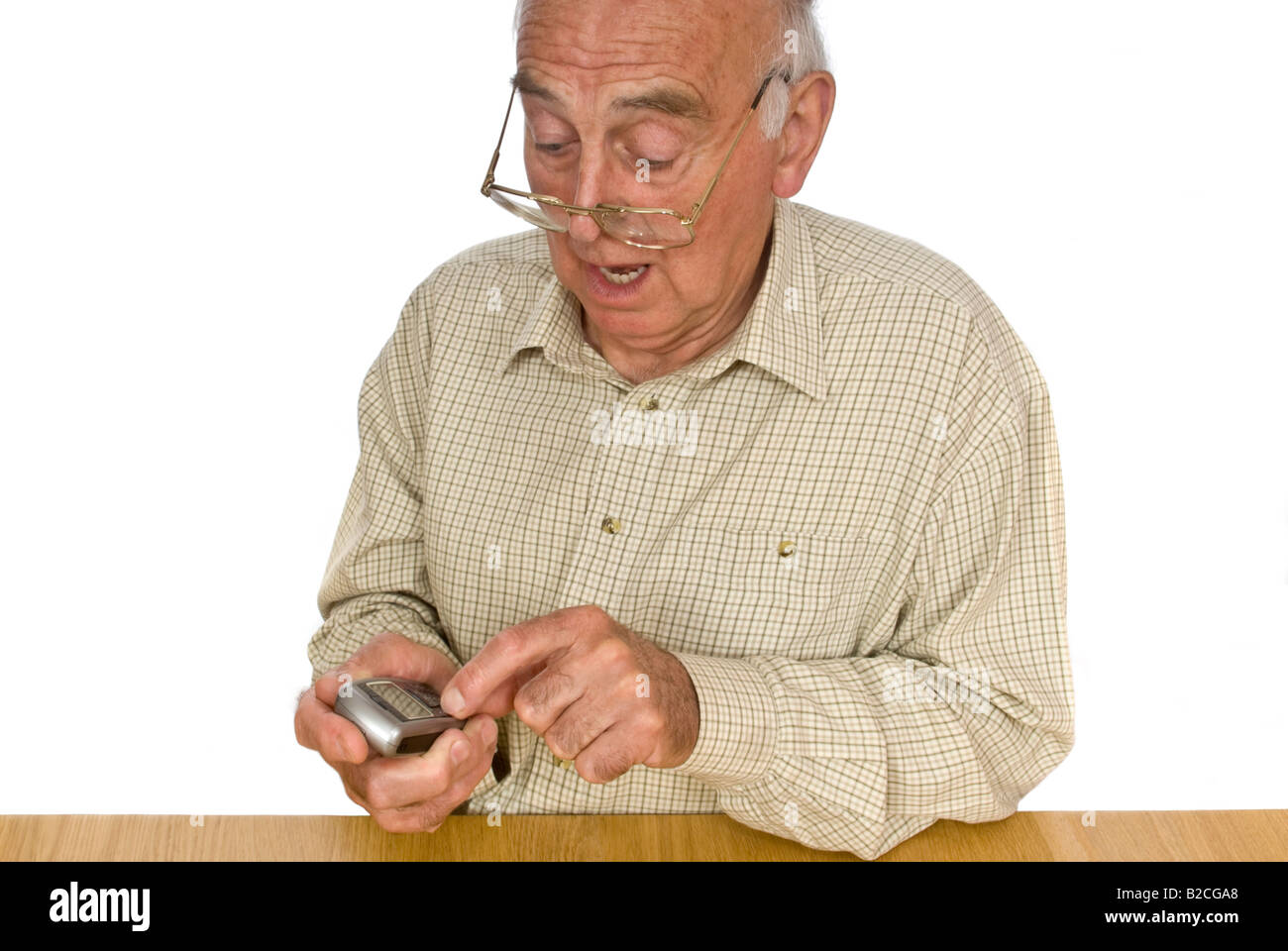 Man elderly aged old eyesight poor hi-res stock photography and images ...