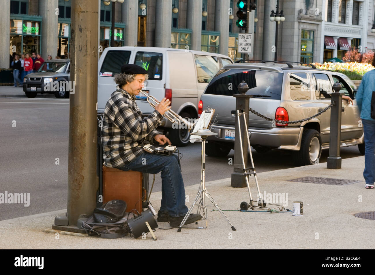 Trumpet keyboard player hi-res stock photography and images - Alamy