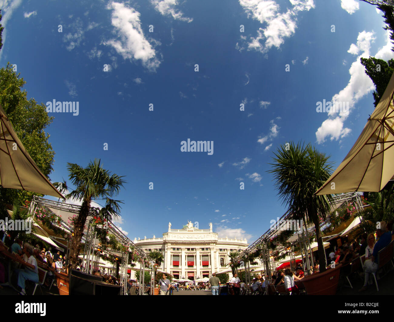 Vienna, Film Festival Rathausplatz 2007, Burgtheater Stock Photo - Alamy