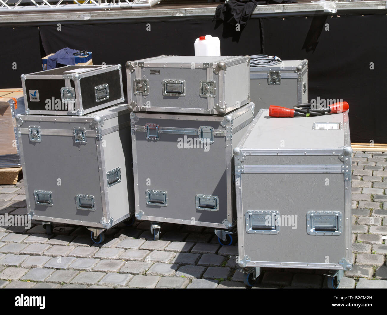 Transport boxes accessories horizontal hi-res stock photography and ...