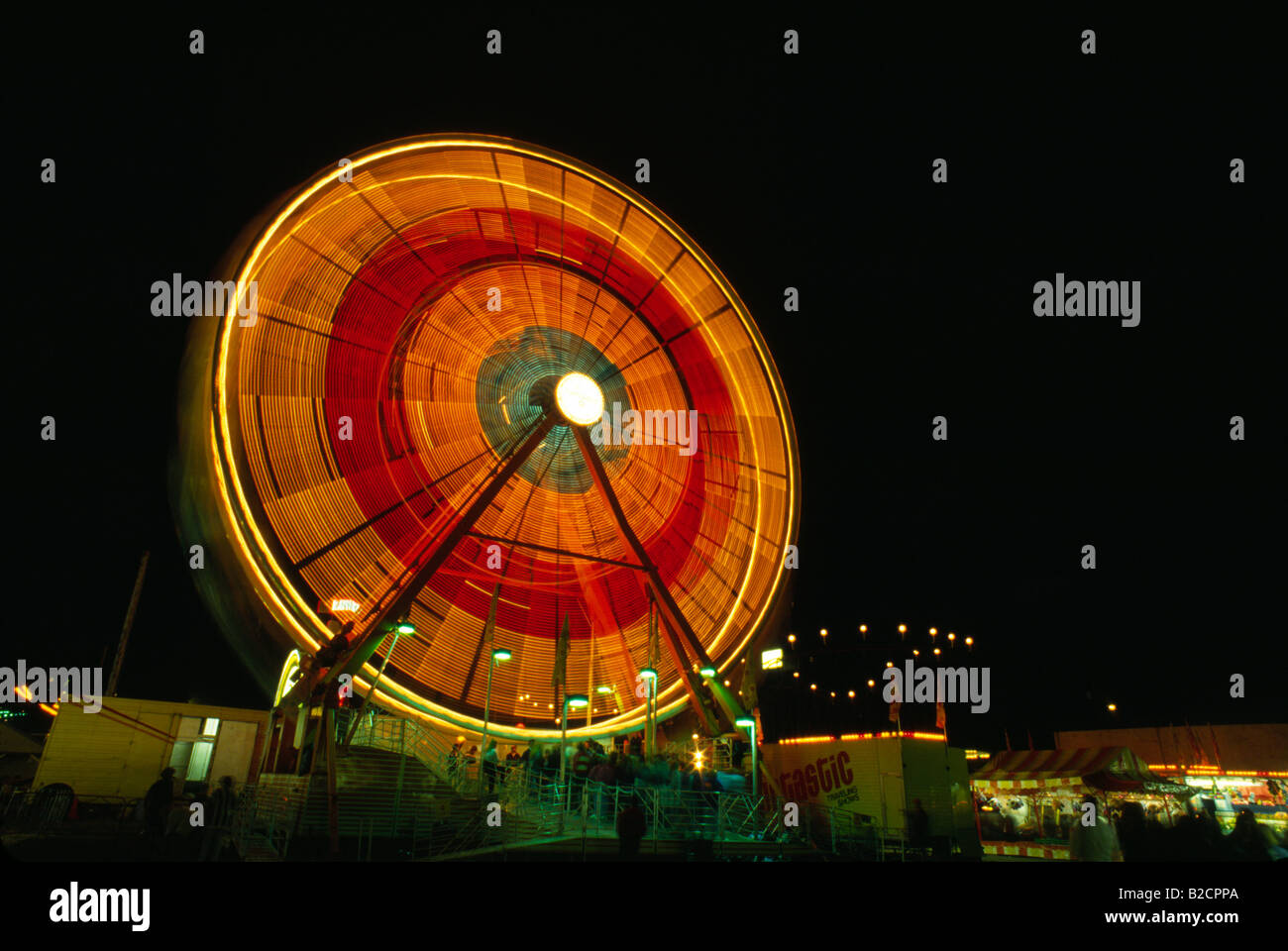 State Fair Ferris Wheels Full Moon Fair Midway Stock Photo - Alamy