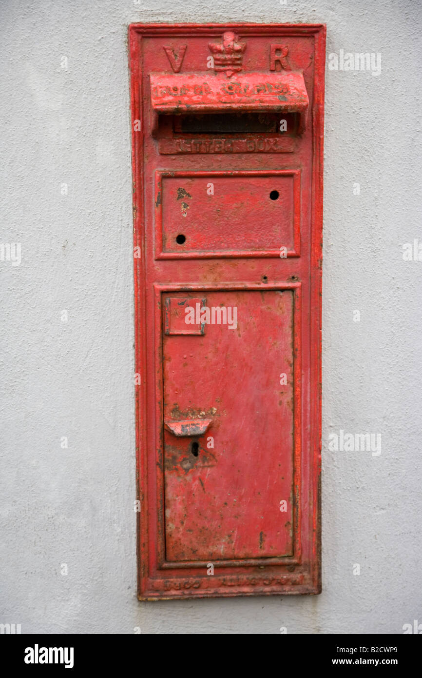 Vintage pub ireland hi-res stock photography and images - Alamy