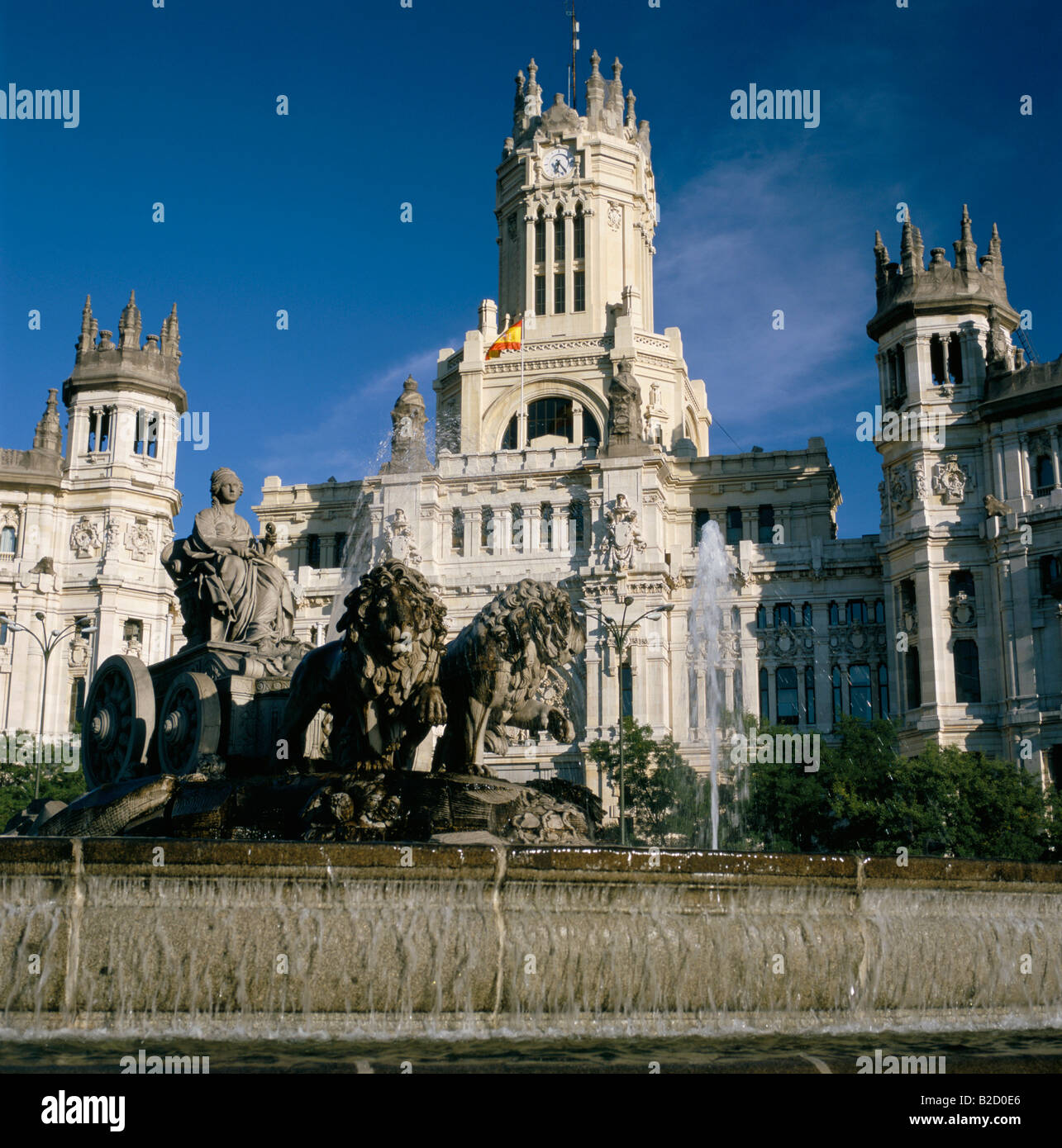 Fuente de la cibeles hi-res stock photography and images - Alamy