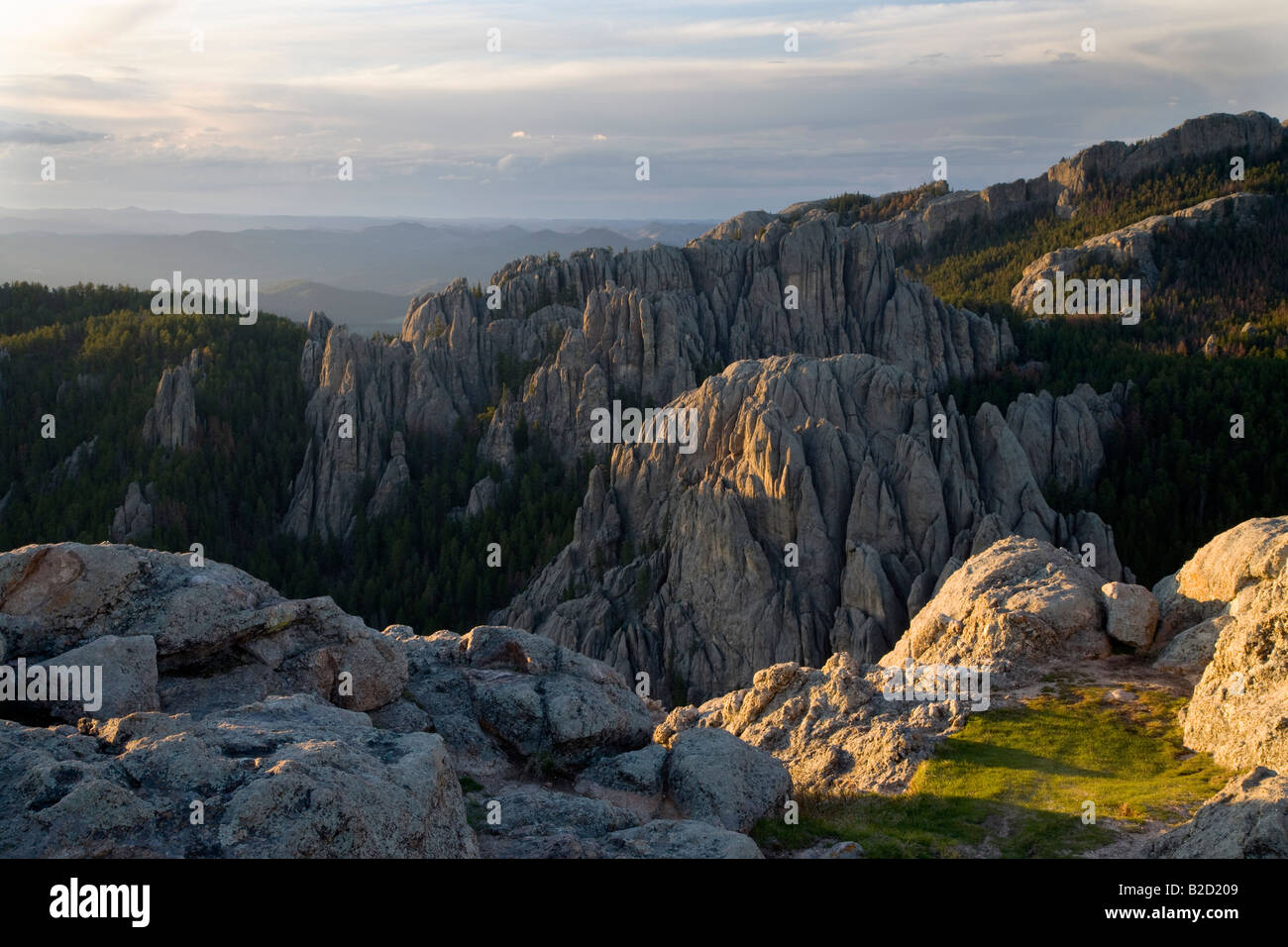 granite outcroppings from Little Devils Tower, Custer State Park and ...