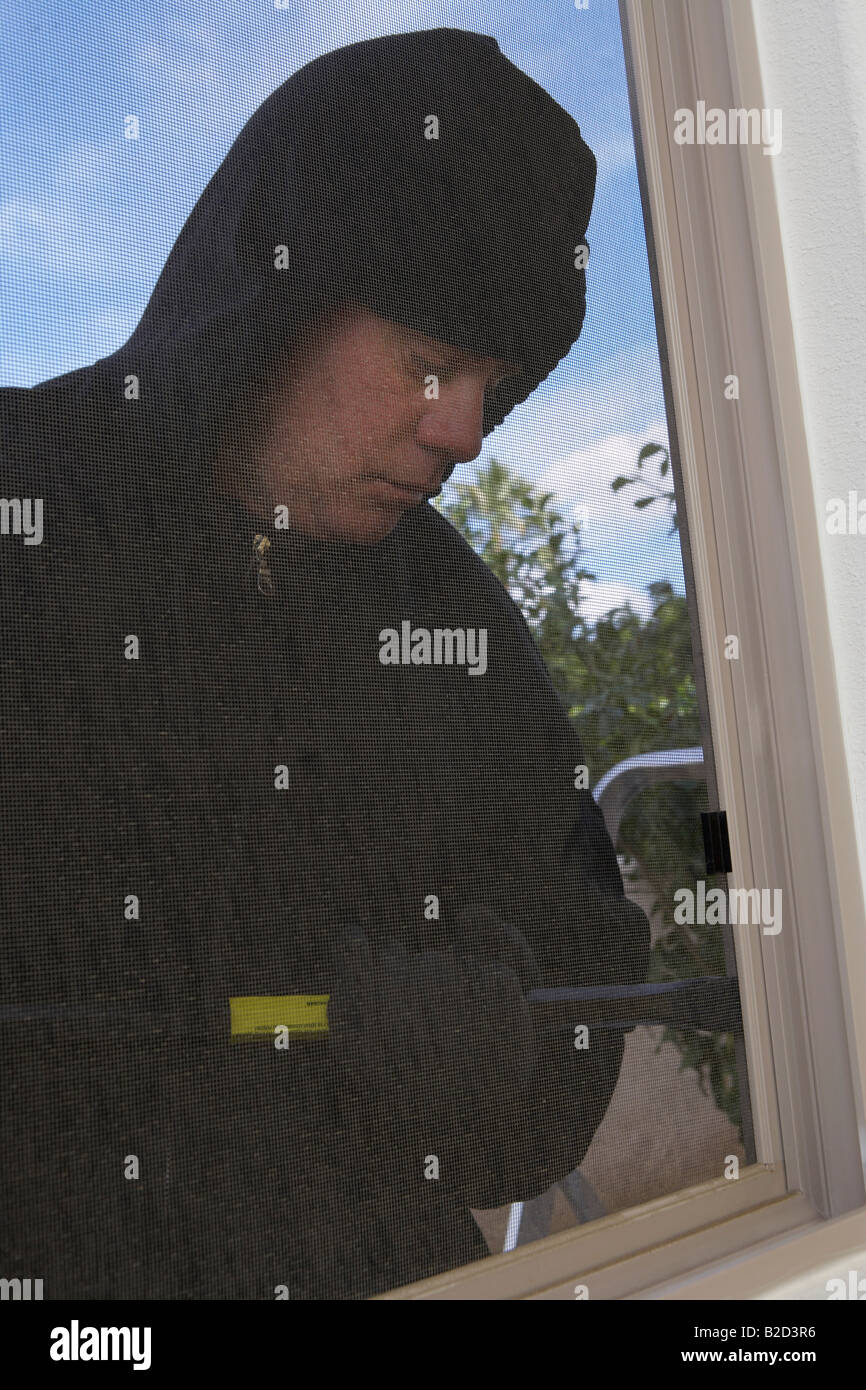 Breaking in house hi-res stock photography and images - Alamy